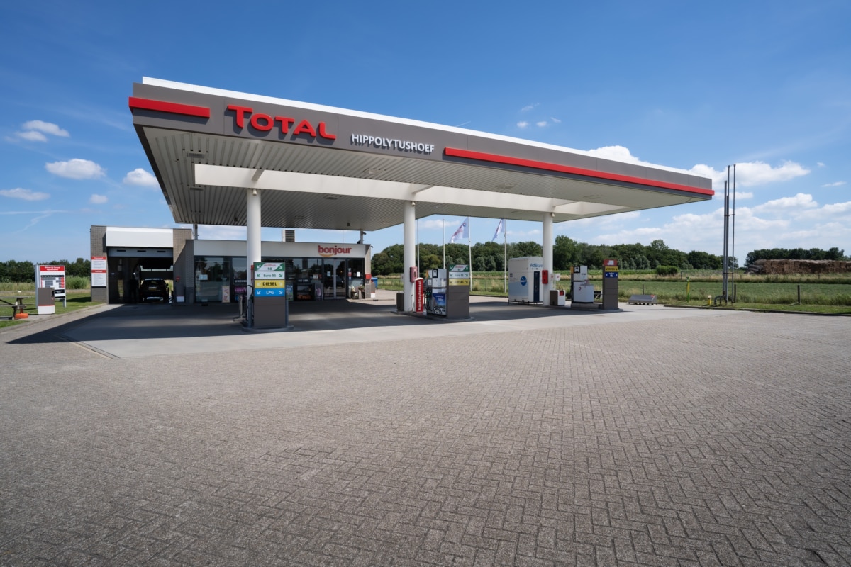 Eerste drie GP Groot tankstations in Total kleuren | GP Groot Energie