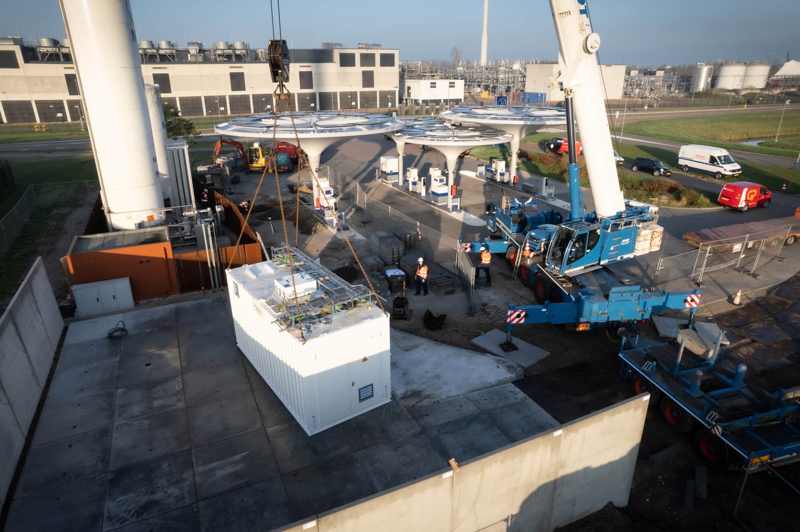 NXT Energy Hub Alkmaar breidt uit: straks ook waterstof tanken | GP ...